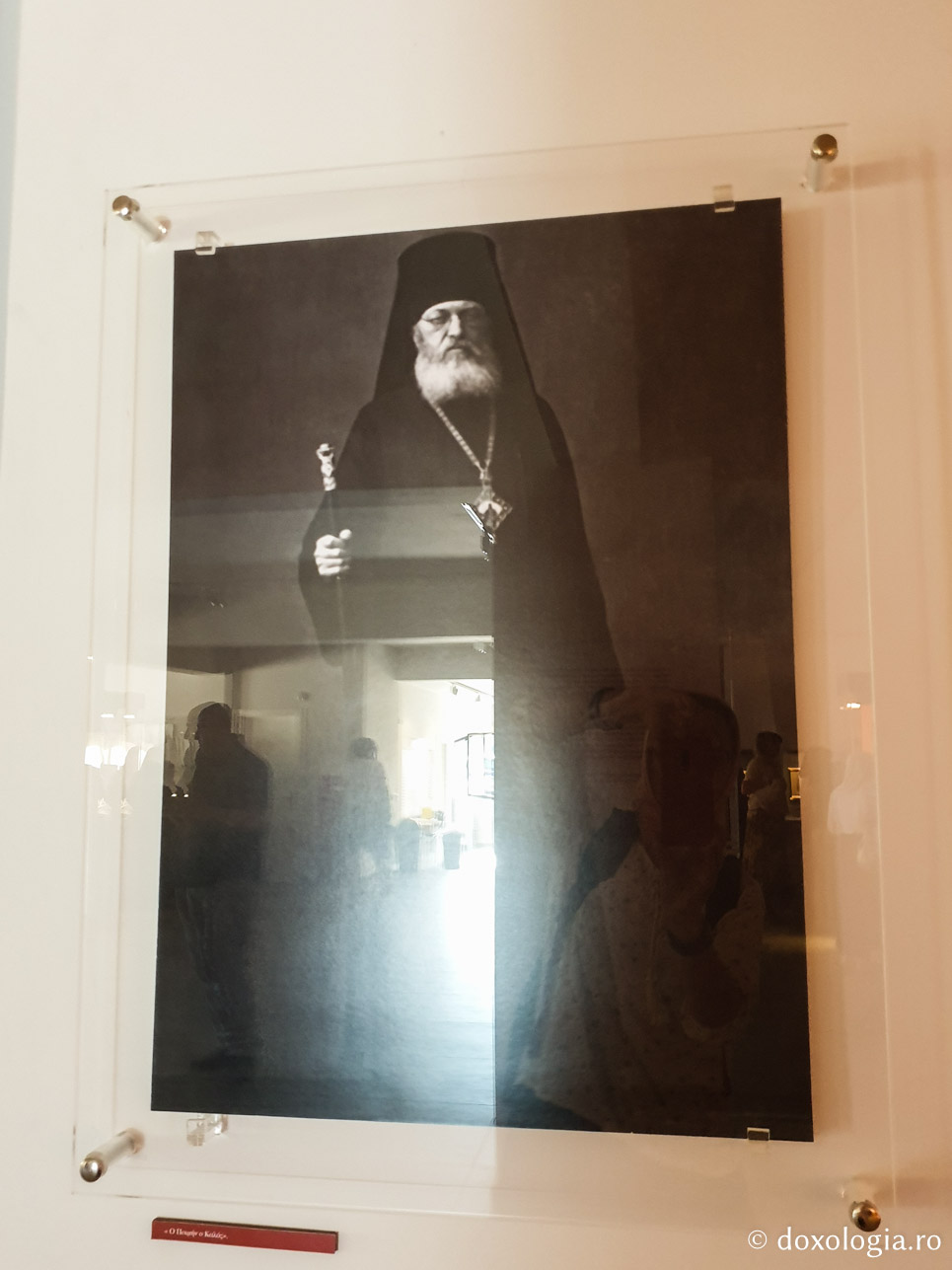 (Foto) Colecție impresionantă de obiecte și fotografii ale Sfântului ...