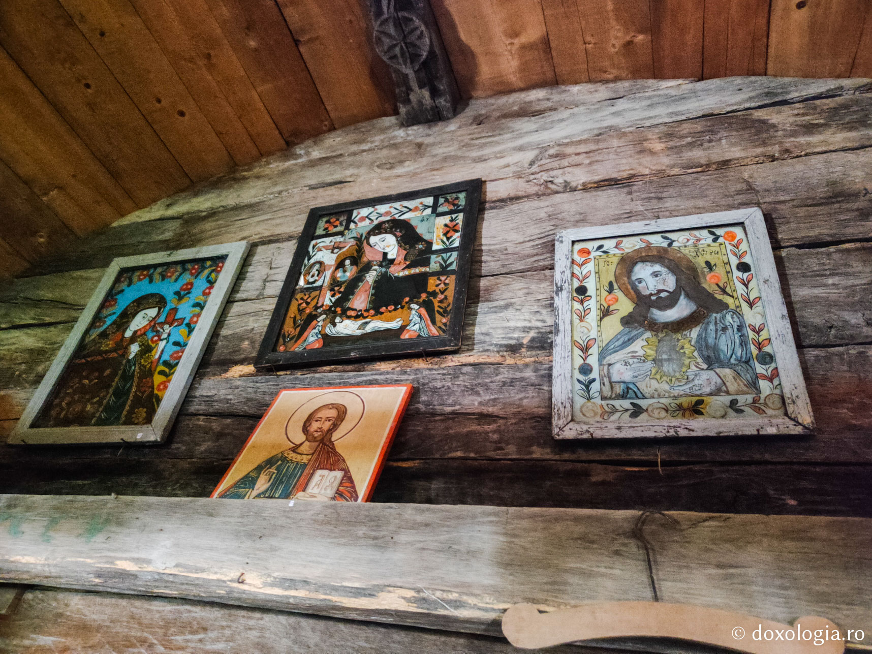 (Foto) Mănăstirea Nicula – renumită pentru icoana făcătoare de minuni a ...