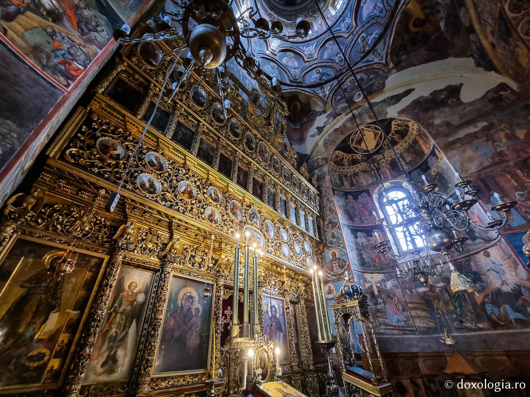 (Foto) Frumusețea Mănăstirii Golia | Doxologia