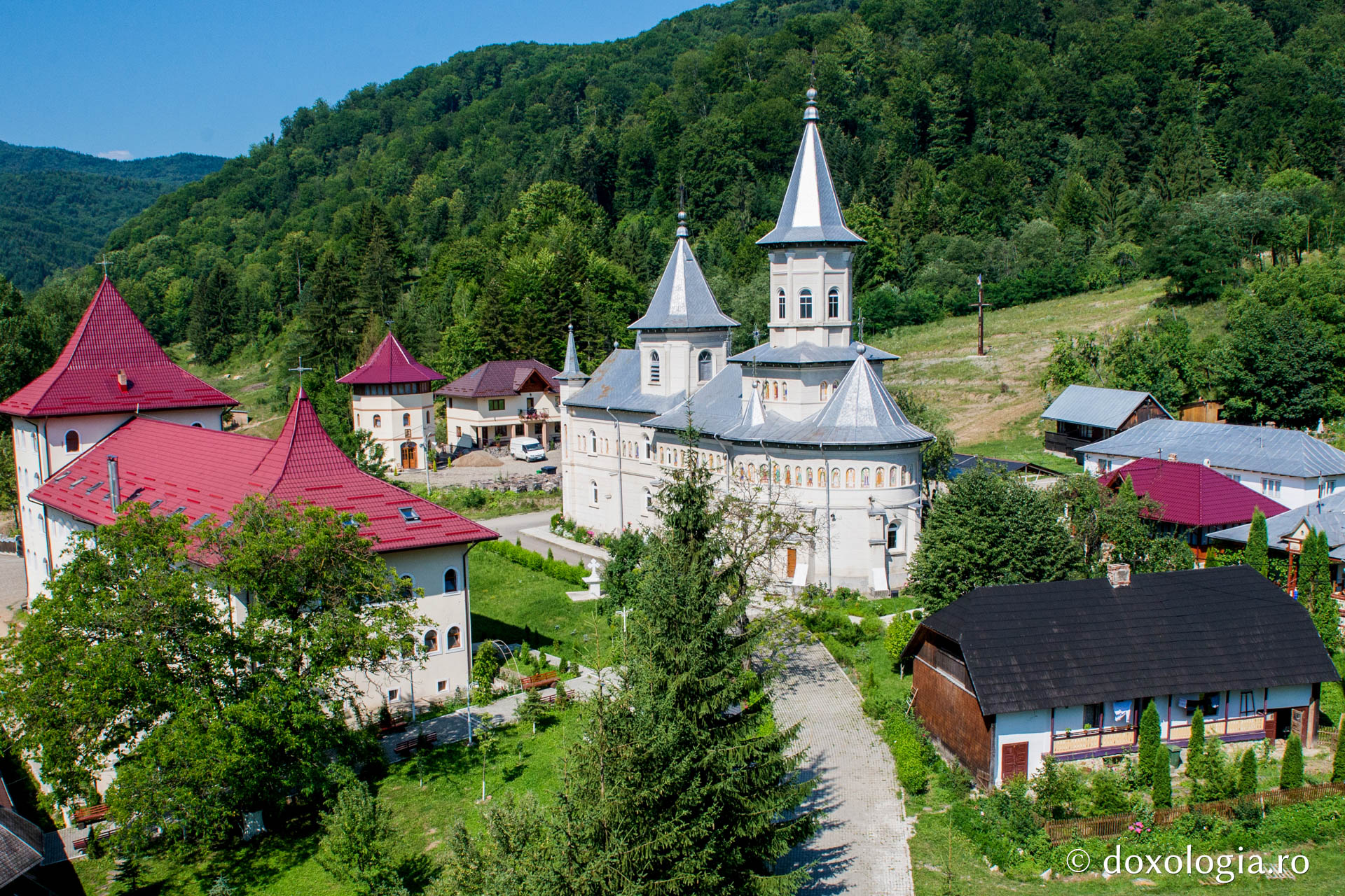 Mănăstirea Nechit – Neamț | Doxologia