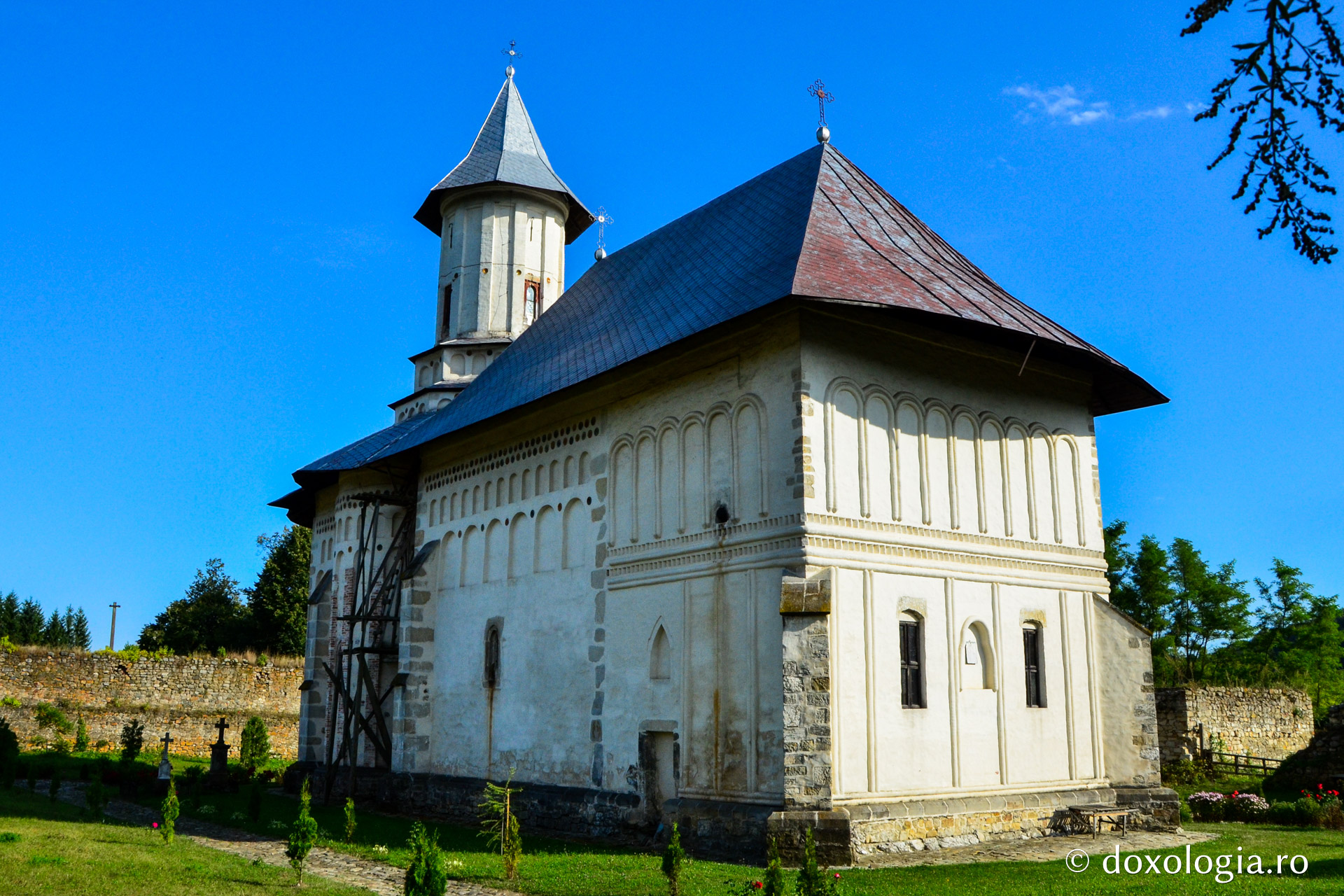 Mănăstirea Tazlău – Neamț | Doxologia