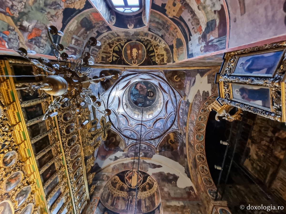 (Foto) Frumusețea Mănăstirii Golia | Doxologia