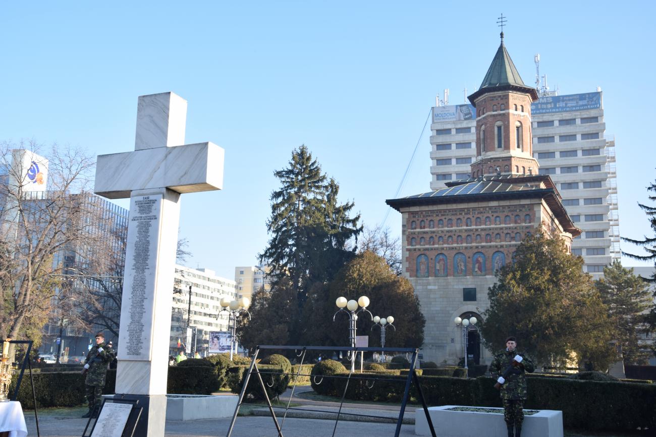 Rugăciuni pentru eroii Revoluției din 1989, la Iași | Doxologia