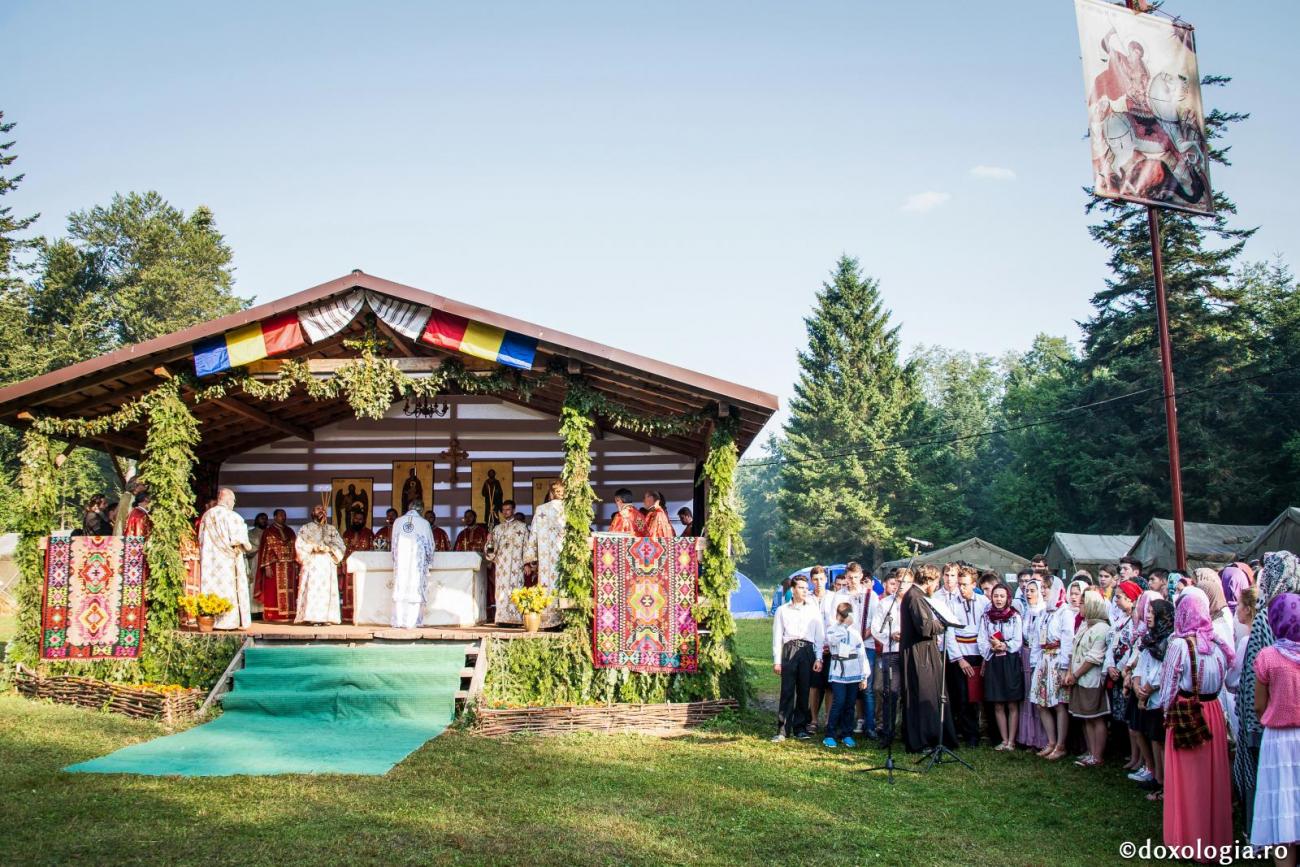 Sfânta Liturghie | Doxologia