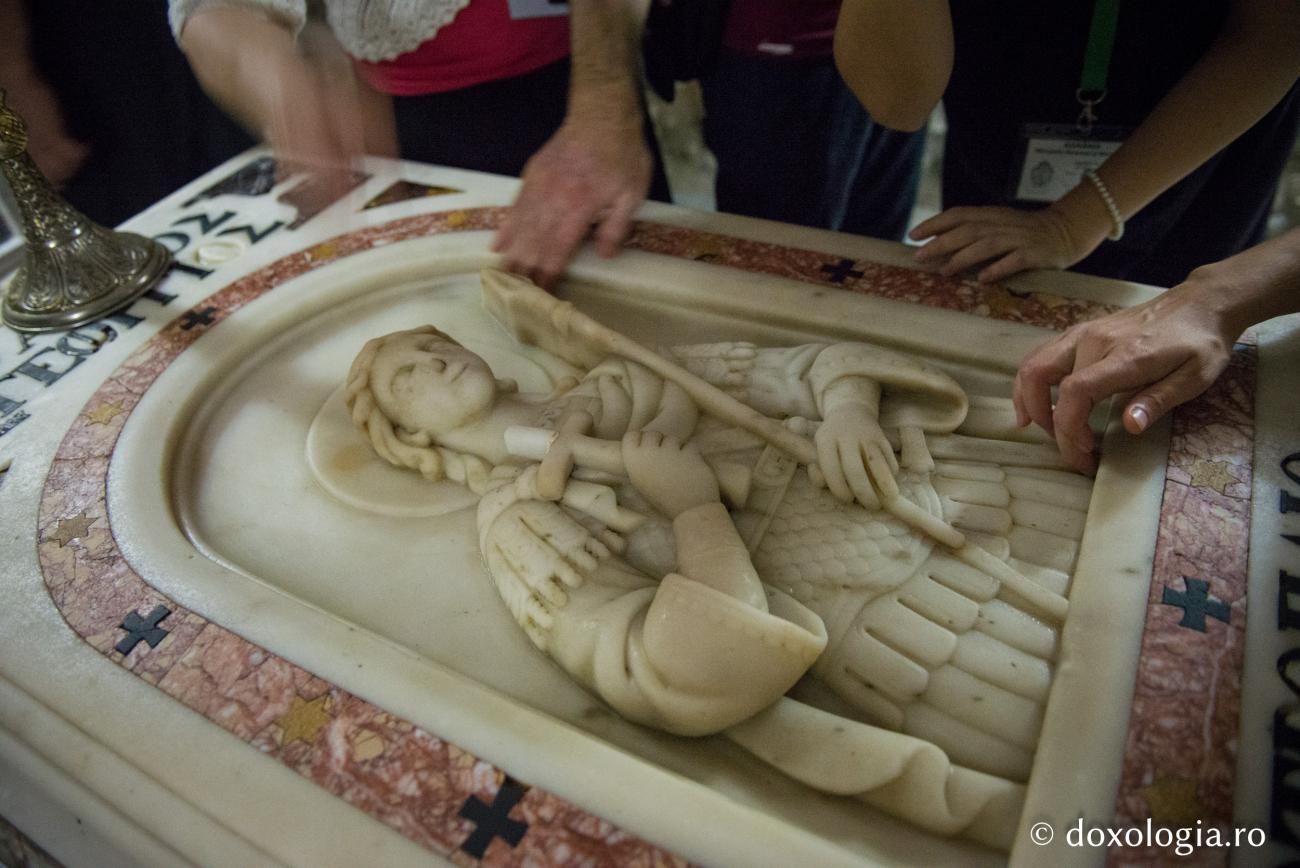 (Foto) Biserica și mormântul Sfântului Mare Mucenic Gheorghe din Lodd ...