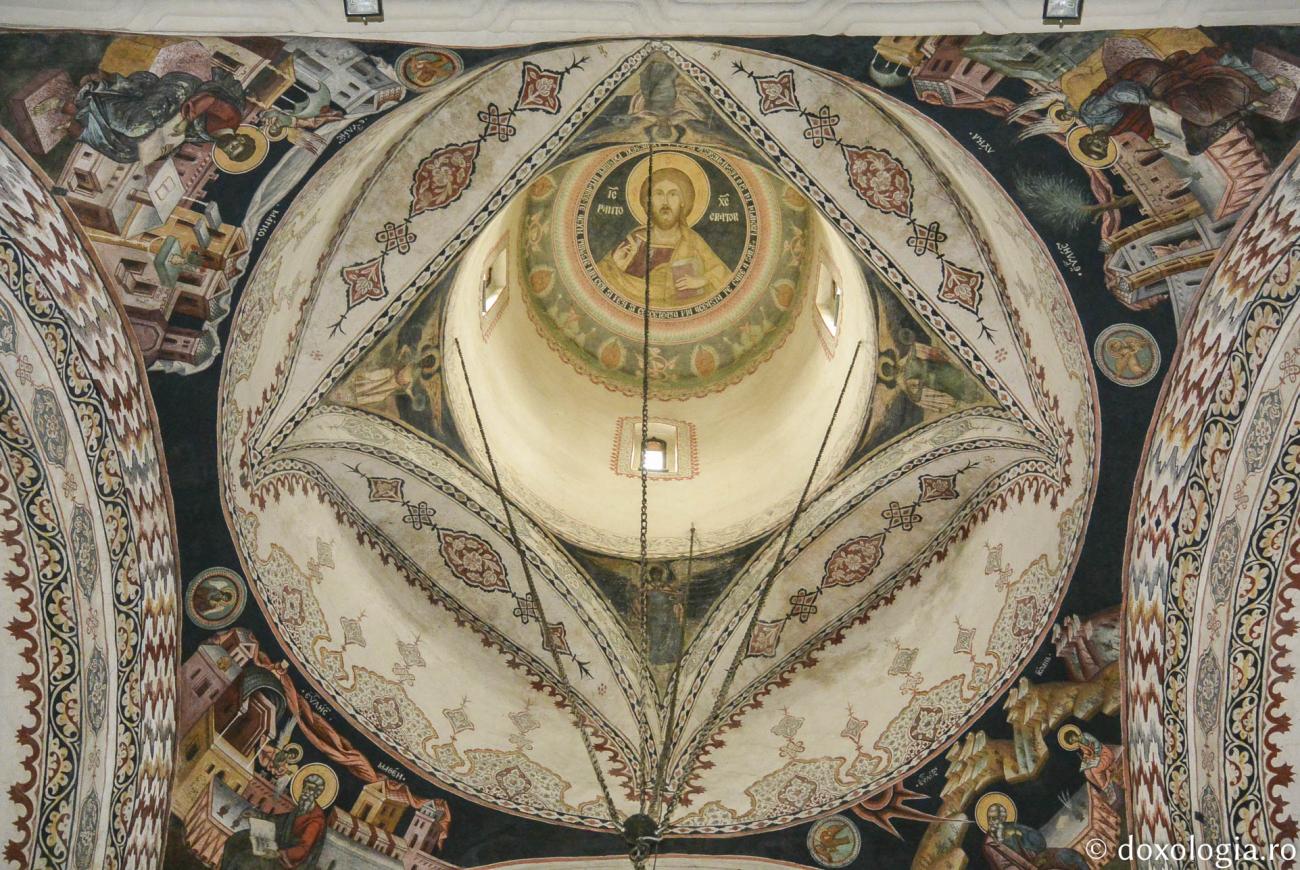 (Foto) Mănăstirea Stelea din inima orașului Târgoviște | Doxologia
