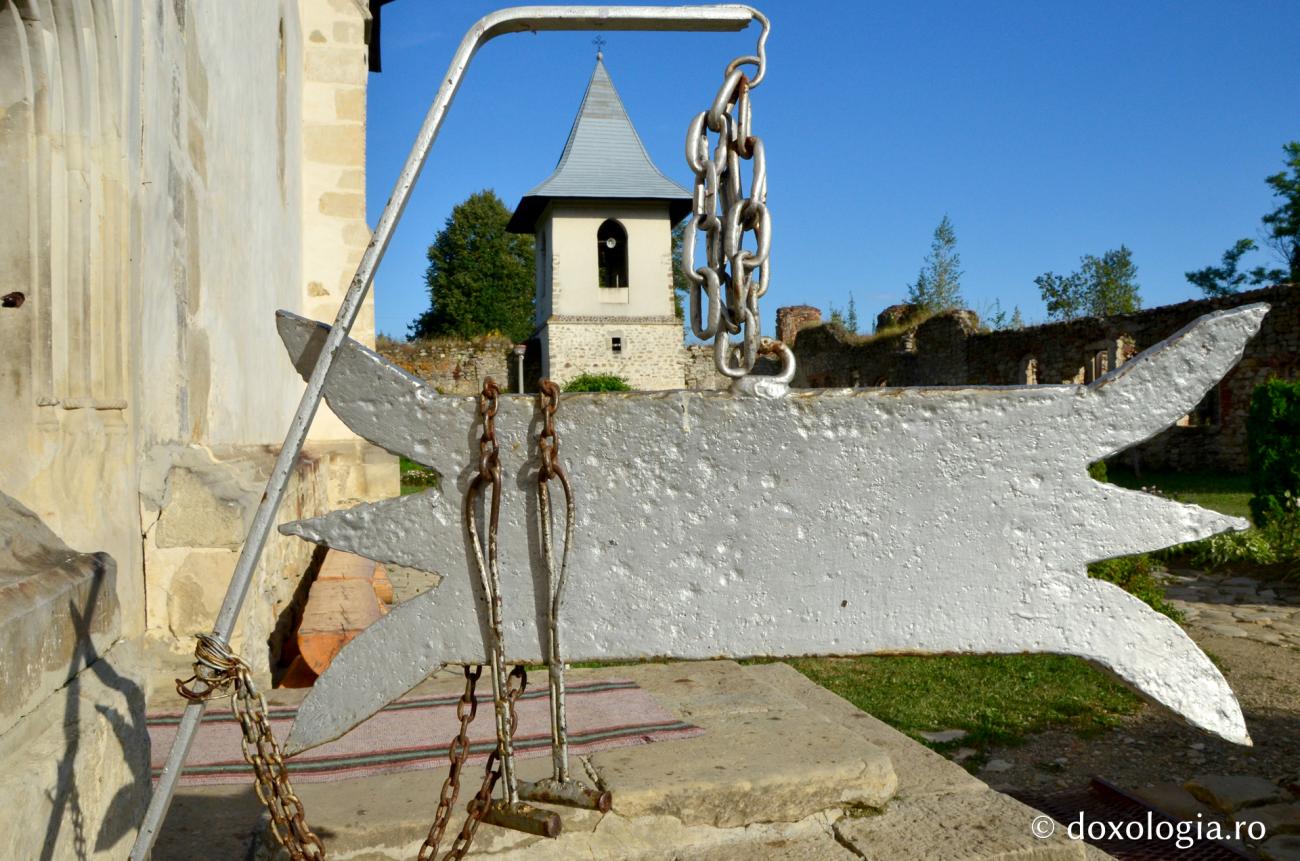 (Foto) Mănăstirea Tazlău – una dintre cele mai frumoase ctitorii ...