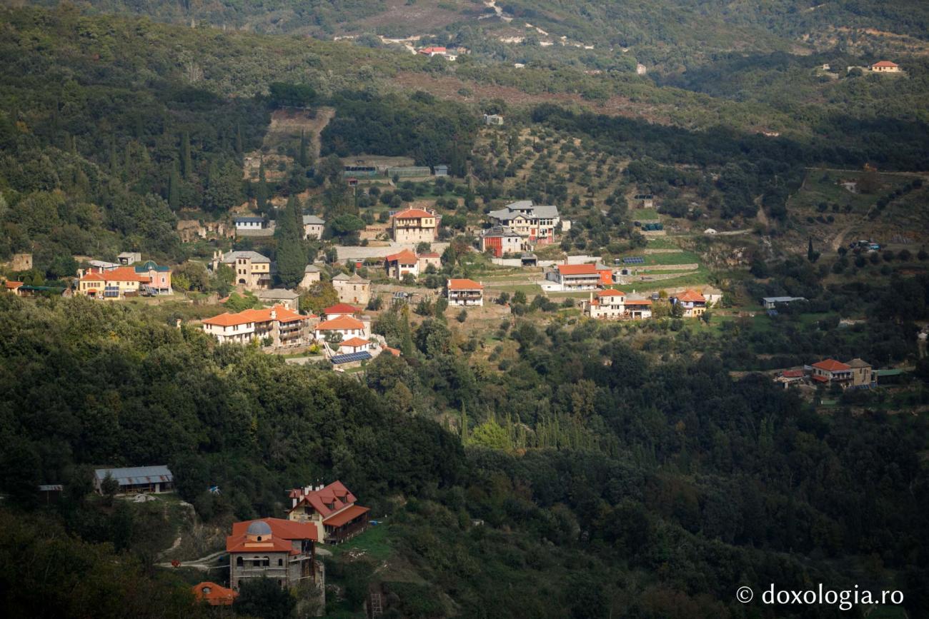 Schitul „sfântul Pantelimon” Athos Doxologia