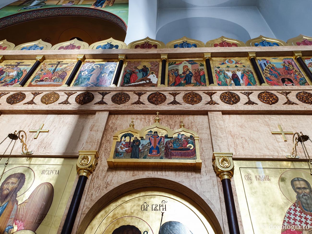 (Foto) Mănăstirea Sfântul Ierarh Luca Doctorul din Nafplio, Grecia ...