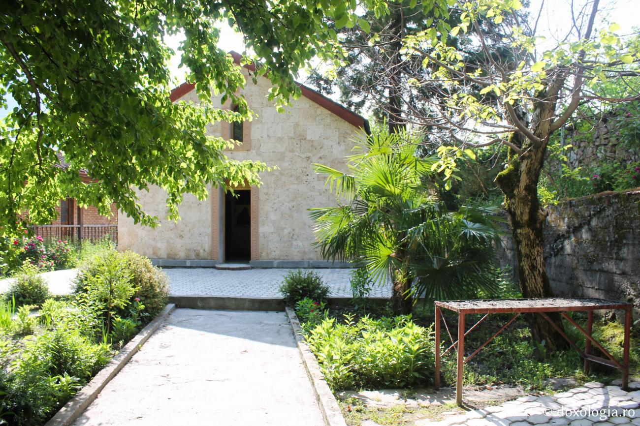 (Foto) Mănăstirea Tsageri din Georgia – locul unde este înmormântat ...