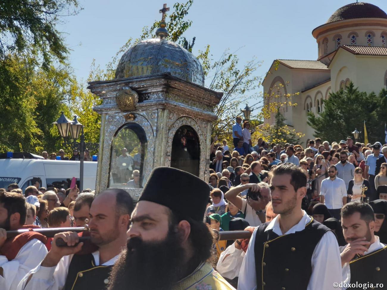 (Foto) Procesiune în cinstea Sfântului Gherasim din Kefalonia | Doxologia