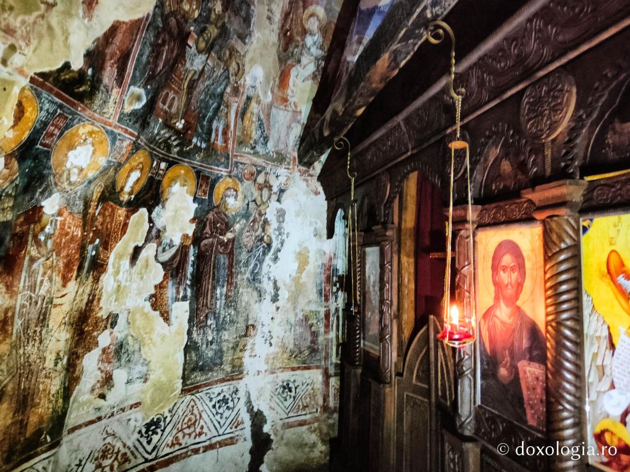 (Foto) Biserica rupestră „Sfântul Atanasie cel Mare” din complexul ...