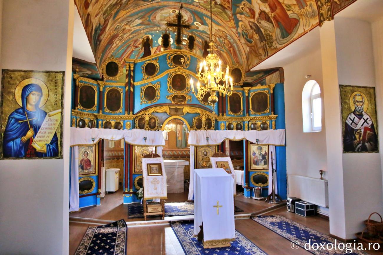 Biserica închinată Sfântului Ierarh Nicolae din Bădiuți a fost ...