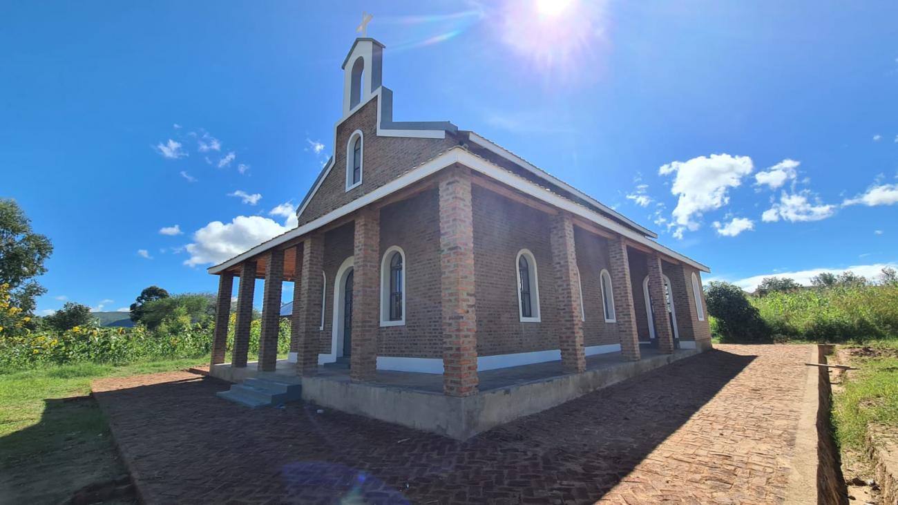 O nouă biserică ortodoxă în satul Kalenga | Doxologia