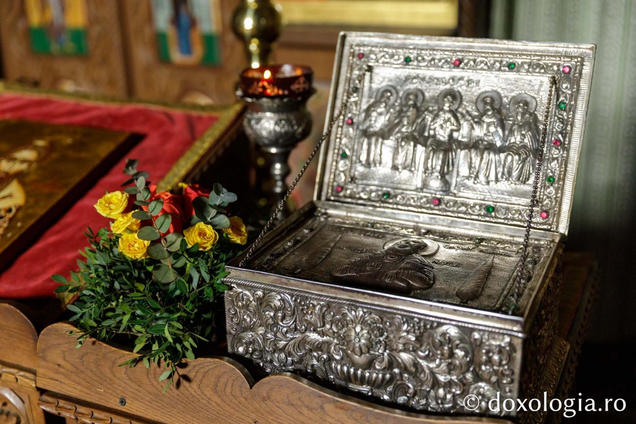 (Foto) Prăznuirea Sfântului Grigorie Palama la Biserica din campusul ...