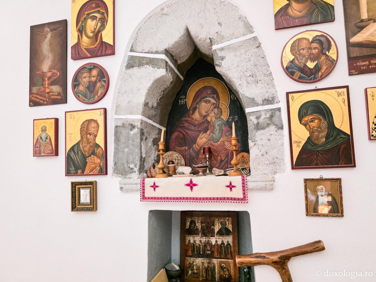 (Foto) Popas duhovnicesc la Chilia Sfântului Amfilohie Makris din Patmos | Doxologia