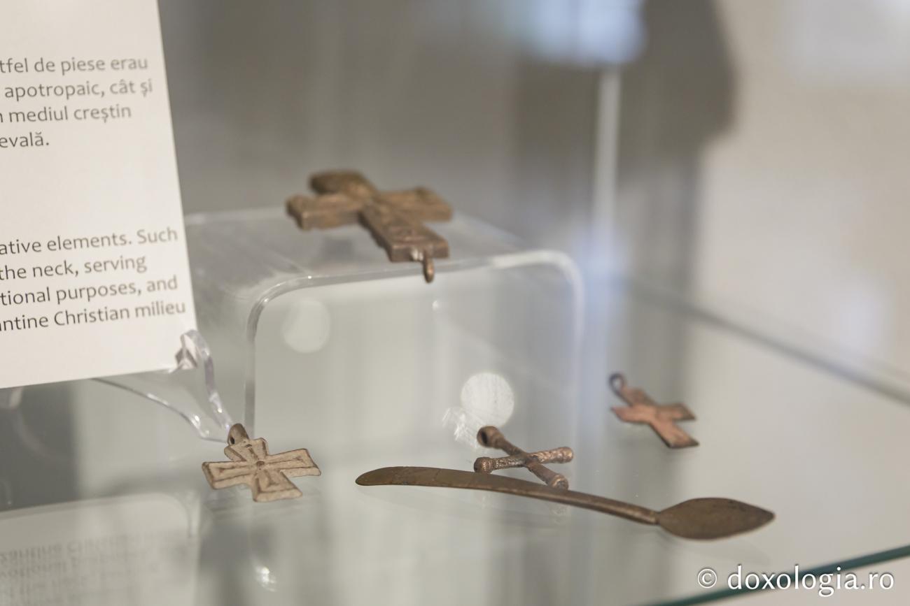 (Foto) Expoziția „ARS SACRA. Primul mileniu al erei creștine” | Doxologia