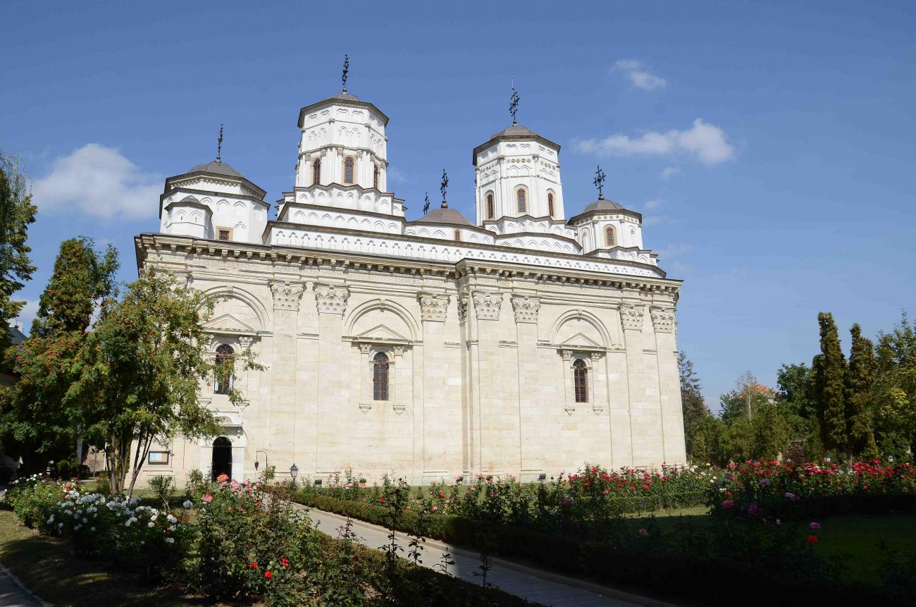 Ceremonia de dezvelire a plachetei Europa Nostra - Mănăstirea Golia ...