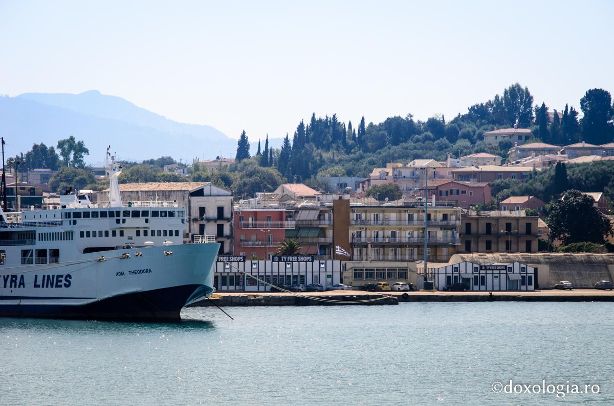 (Foto) Insula Corfu, casa Sfântului Spiridon | Doxologia