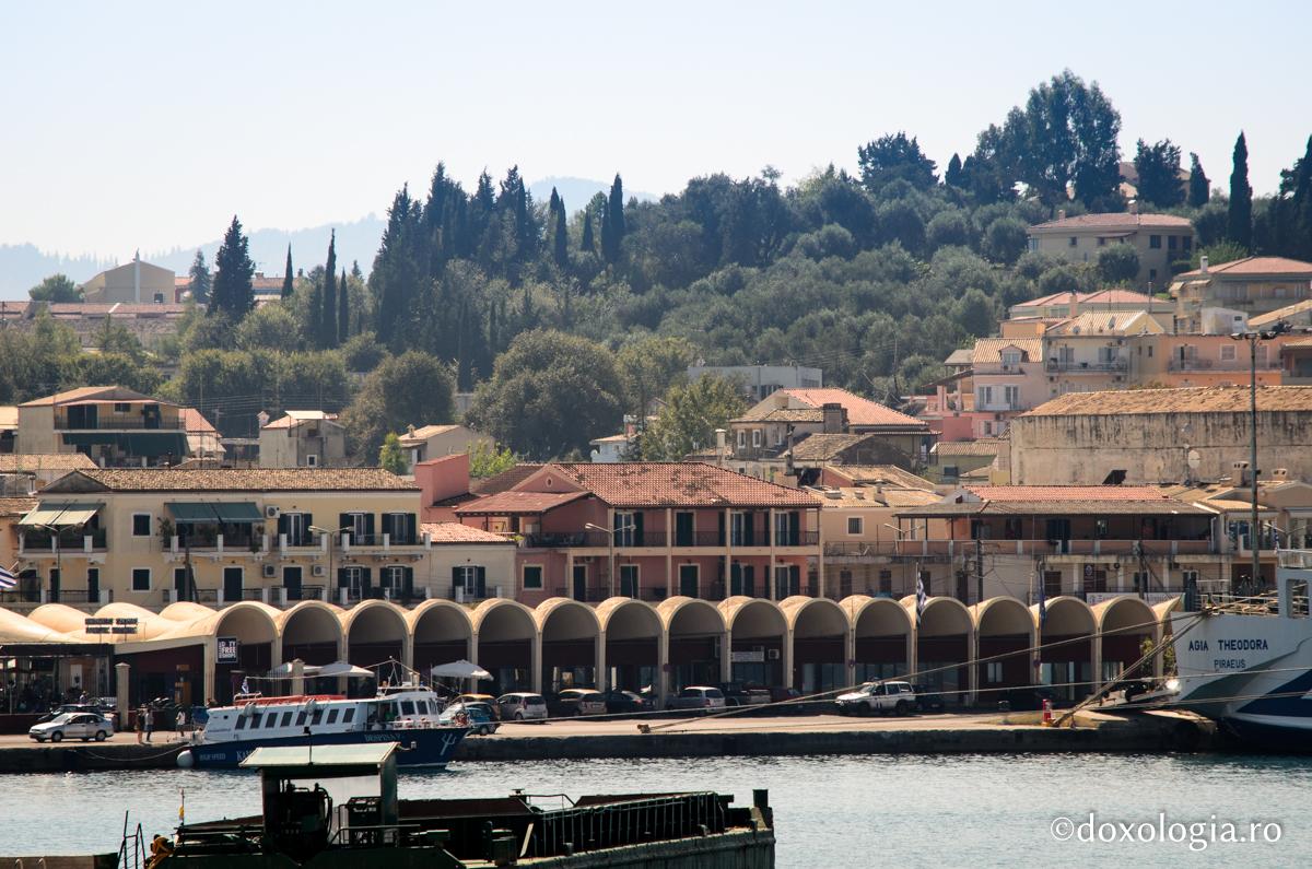 (Foto) Insula Corfu, casa Sfântului Spiridon | Doxologia